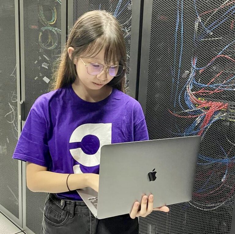 SSD VPS Hosting | Dedicated Server - Server Gigabit Network